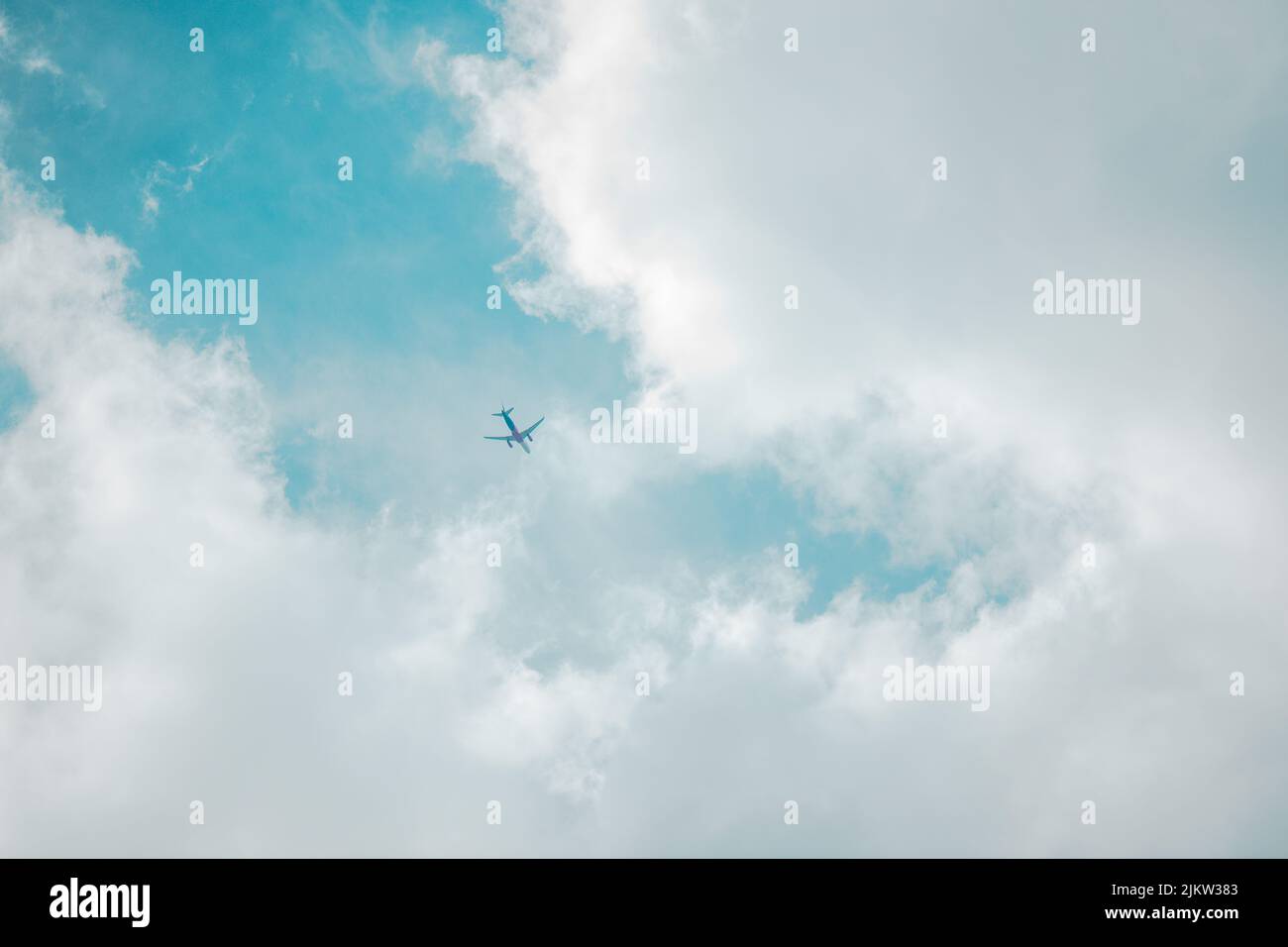 Airplane ground view hi-res stock photography and images - Alamy