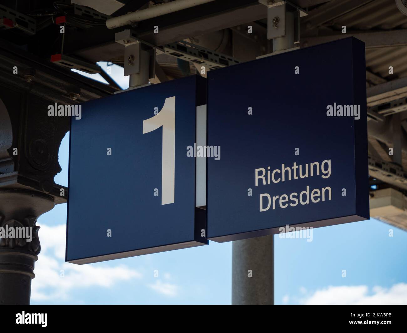 Platform sign board hi-res stock photography and images - Alamy