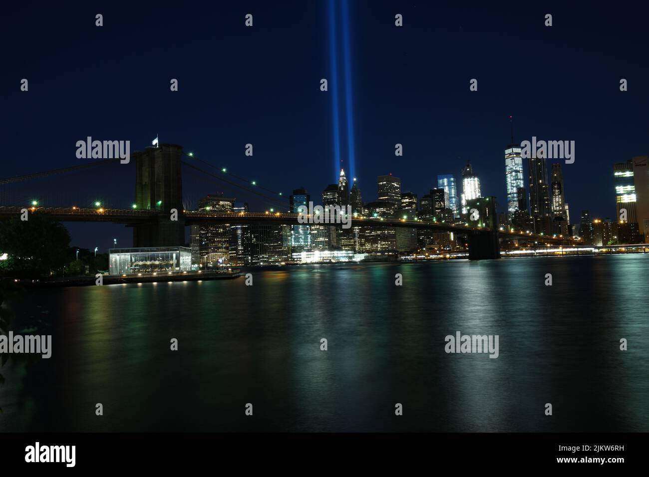 The Brooklyn Bridge and the New York City skyline with September 11 ...