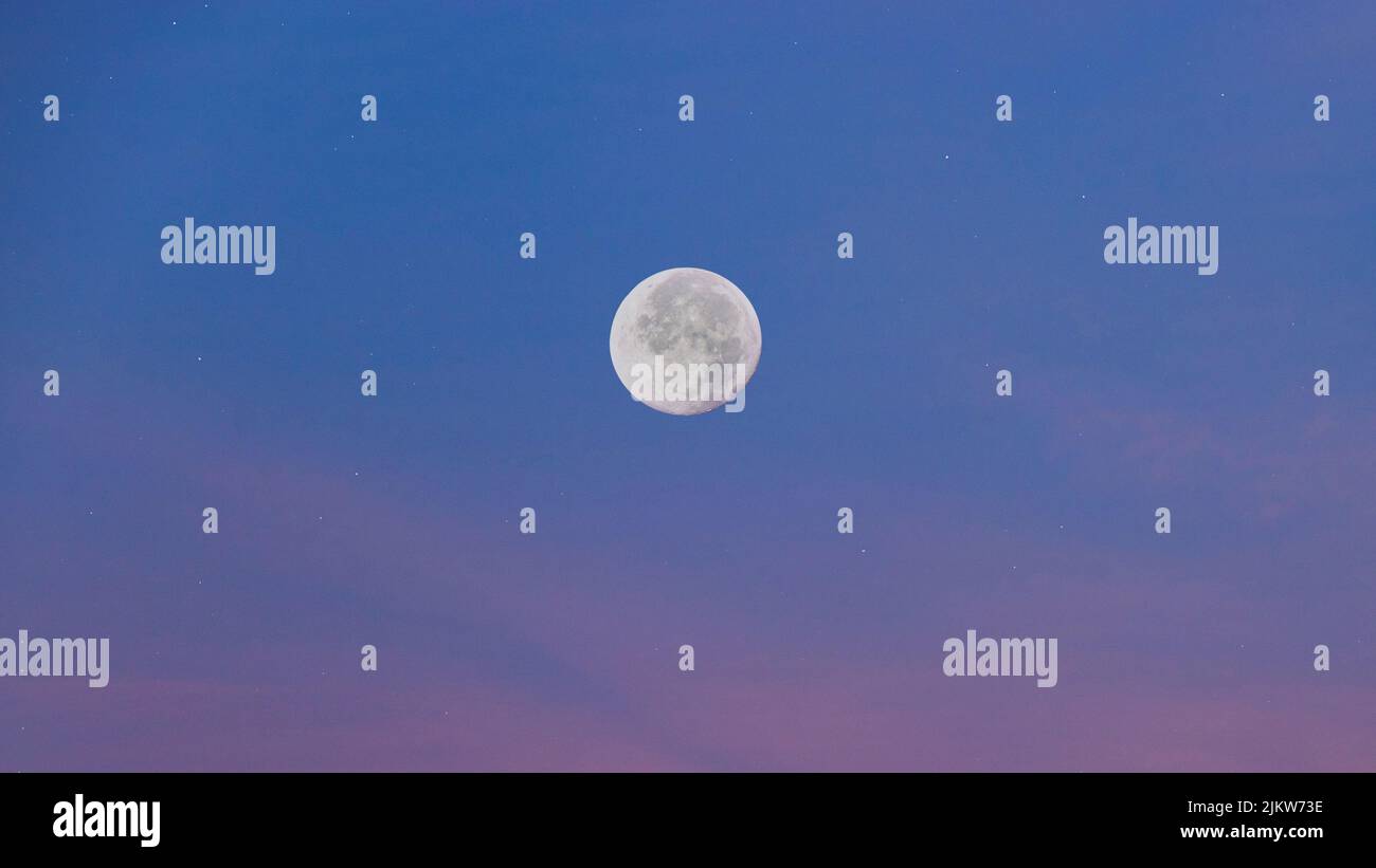 Dusk full moon hi-res stock photography and images - Alamy