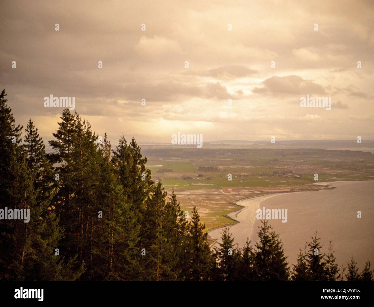 An aerial view of Sammamish Lake and the city of Bellevue in Washington ...