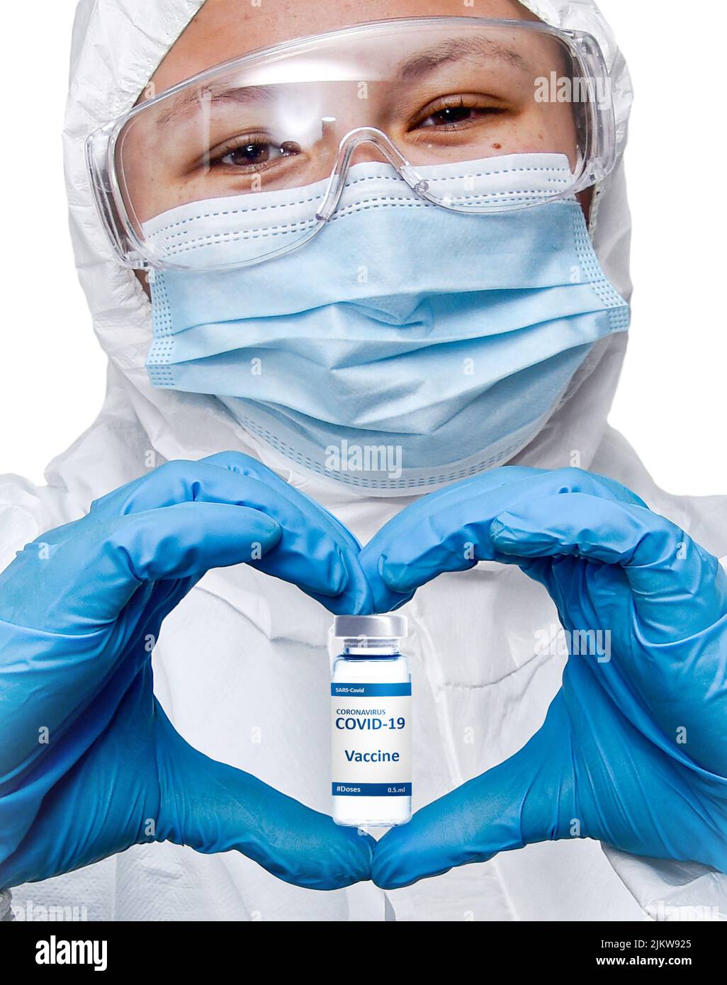 Heart shaped medical kit hi-res stock photography and images - Alamy
