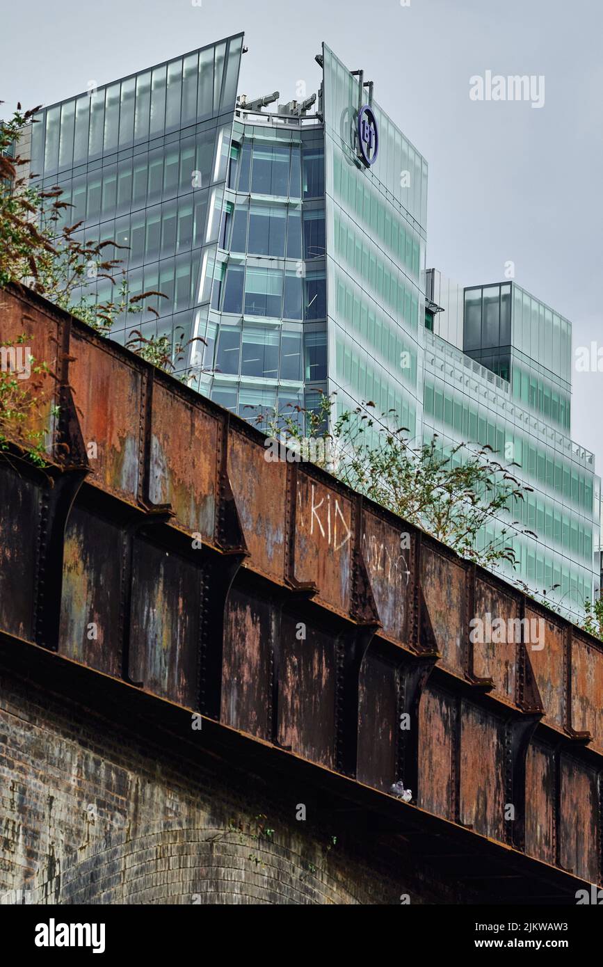 Snow hill station hi-res stock photography and images - Alamy