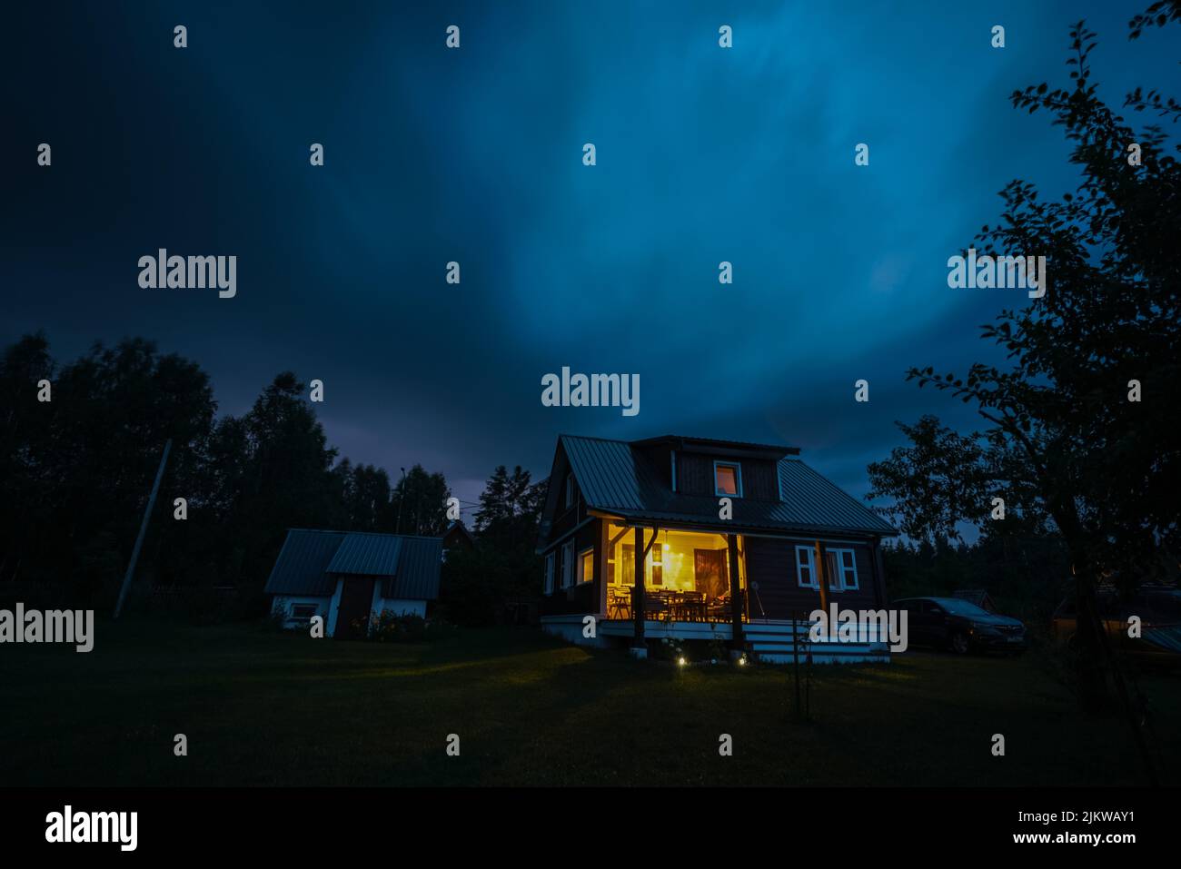 Beautiful night building hi-res stock photography and images - Alamy