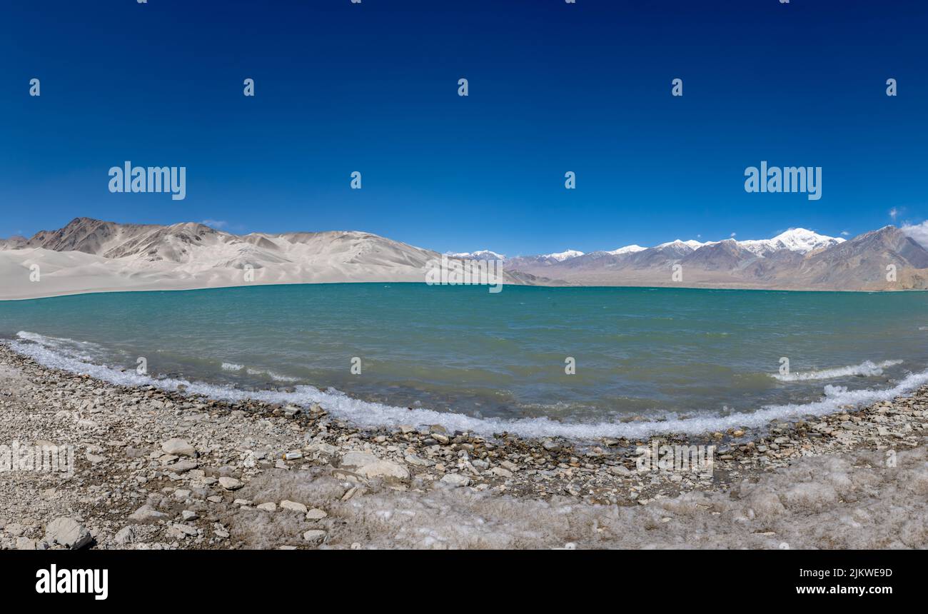 Baisha lake hi-res stock photography and images - Alamy