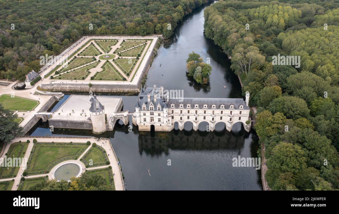 An aerial shot of the Chateau de Chenonceau in France Stock Photo - Alamy