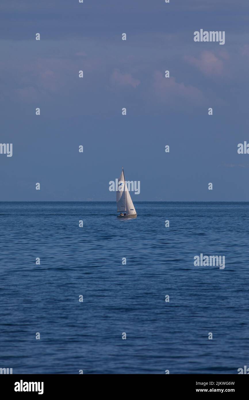 Vertical shot floating boat hi-res stock photography and images - Alamy