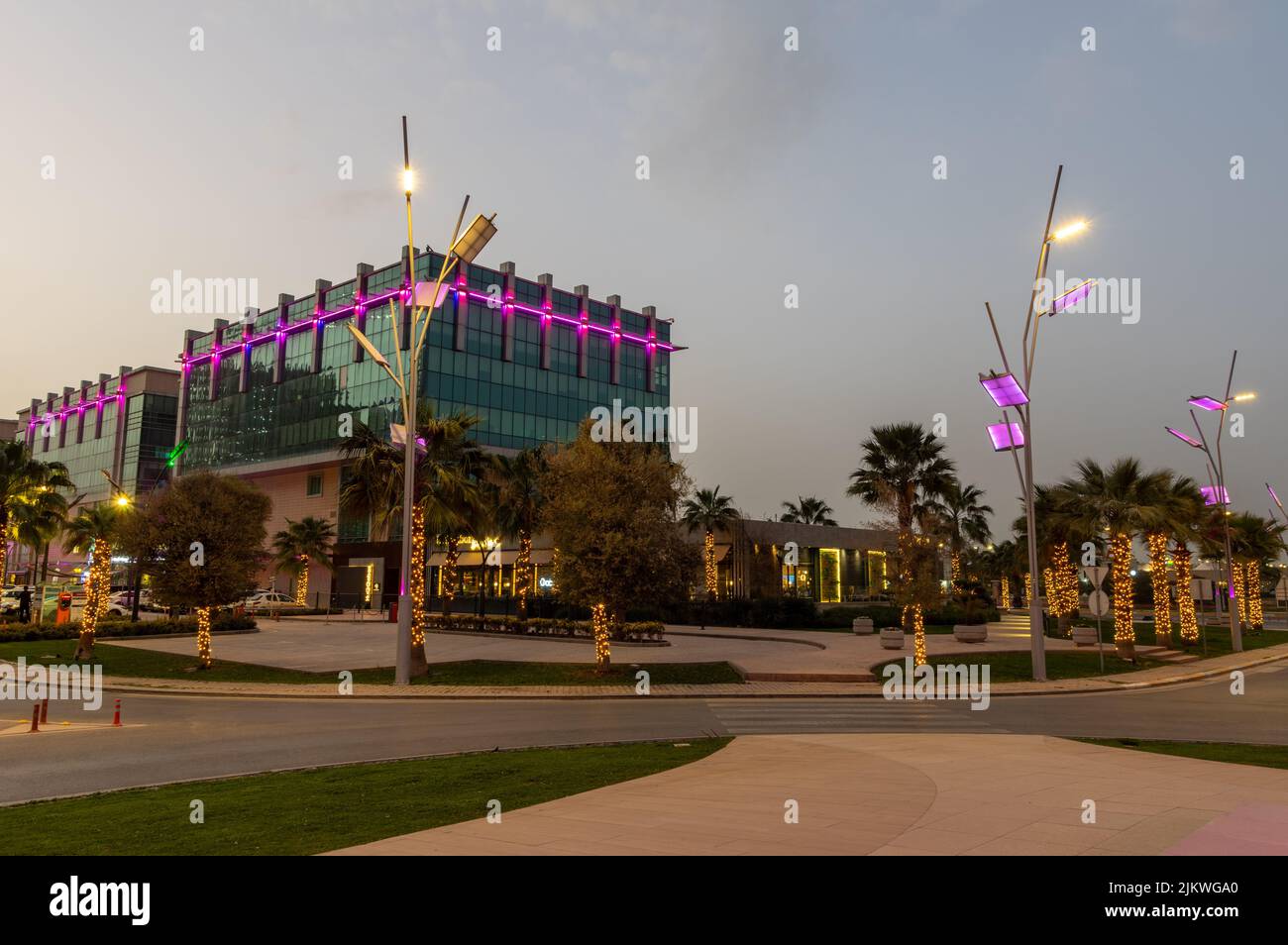 Erbil city hi-res stock photography and images - Alamy