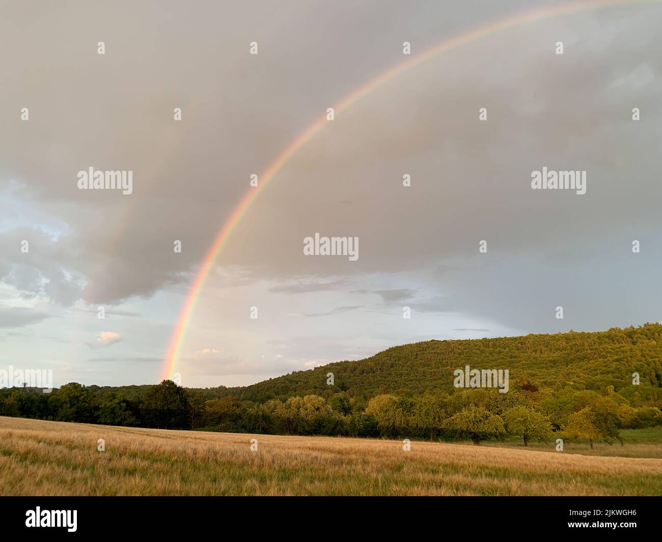 Beautiful countryside rainbow hi-res stock photography and images - Alamy
