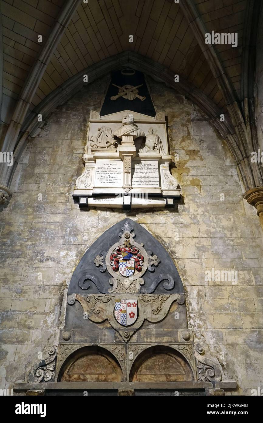 St Patrick's Cathedral, Ard-Eaglais Naomh Pádraig, Dublin, Baile Átha Cliath, Ireland, Éire ...