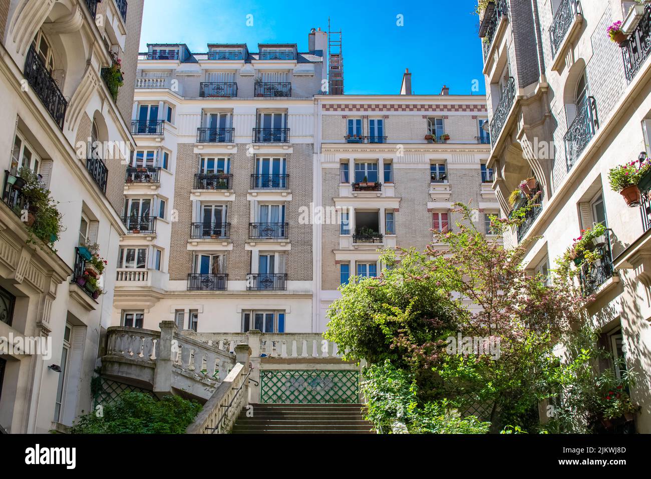 Paris, Montmartre, typical buildings and staircase, romantic view Stock ...