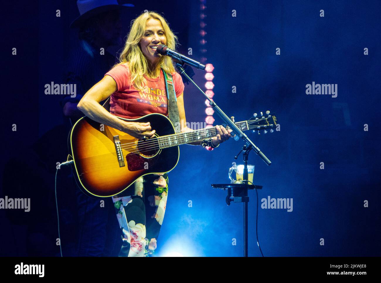 August 2, 2022, San Diego, California, USA: Singer Sheryl Crow performs ...