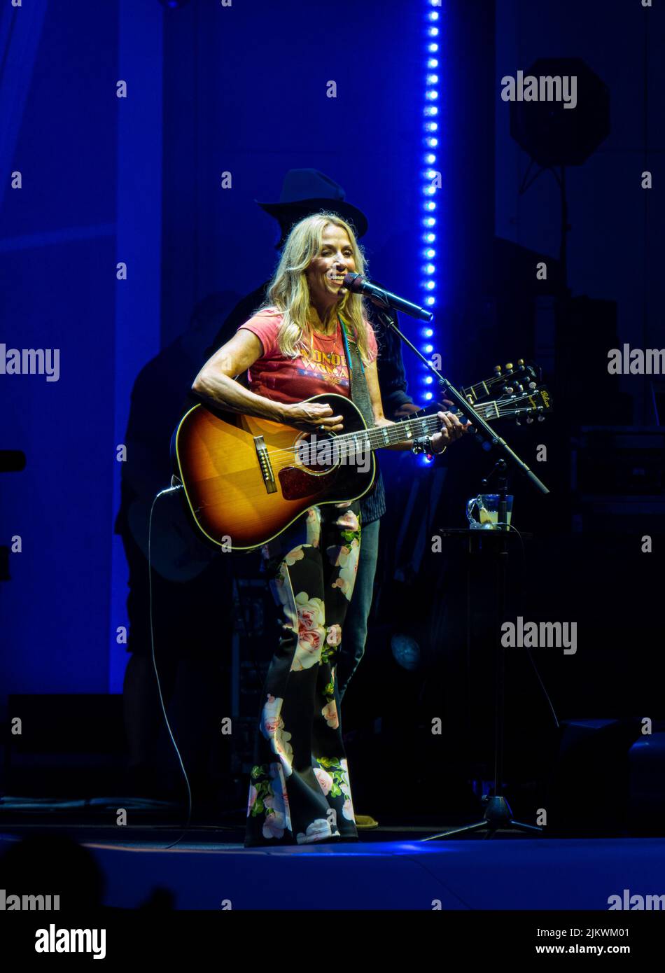 August 2, 2022, San Diego, California, USA: Singer Sheryl Crow performs ...