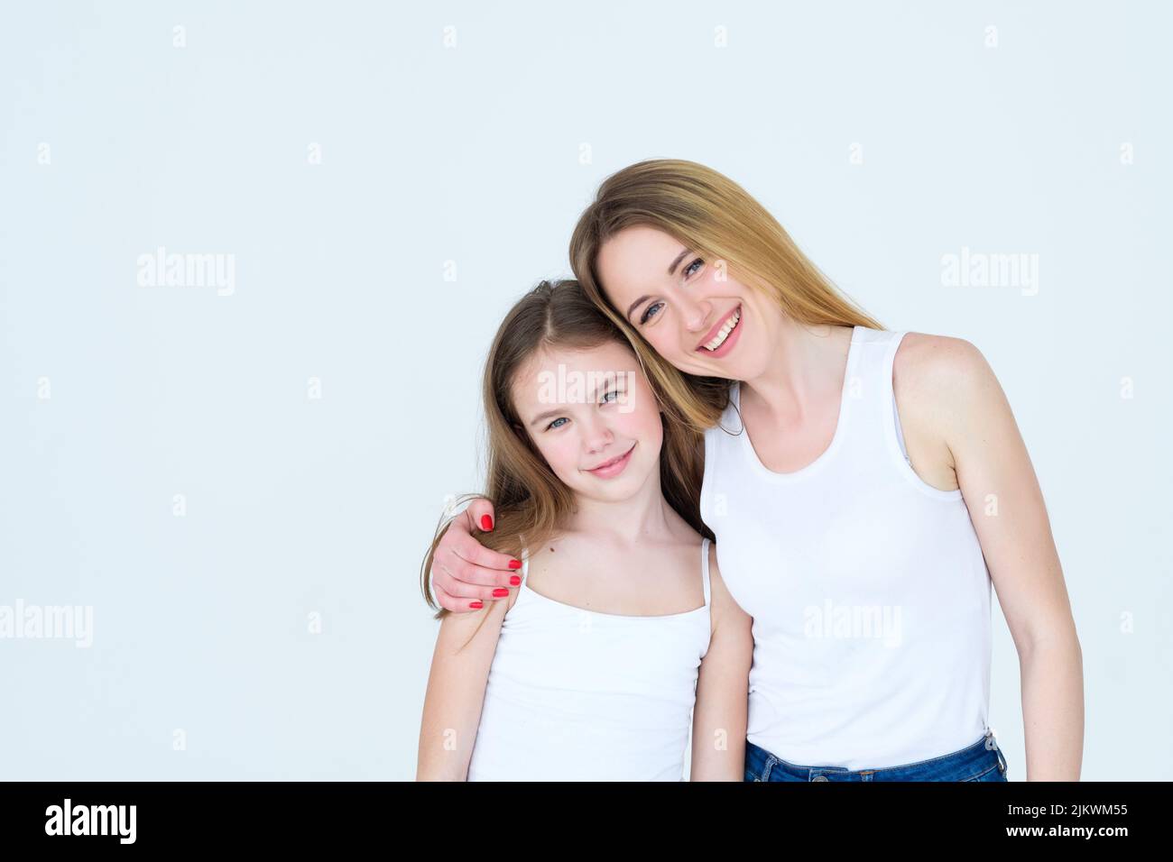 Mom daughter hi-res stock photography and images - Alamy