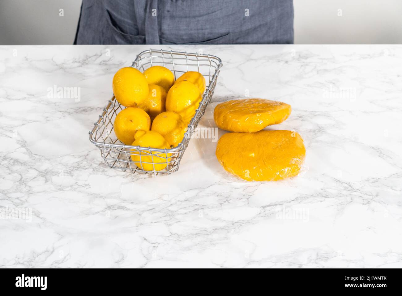 Lemon Wedge Cookies Stock Photo - Alamy