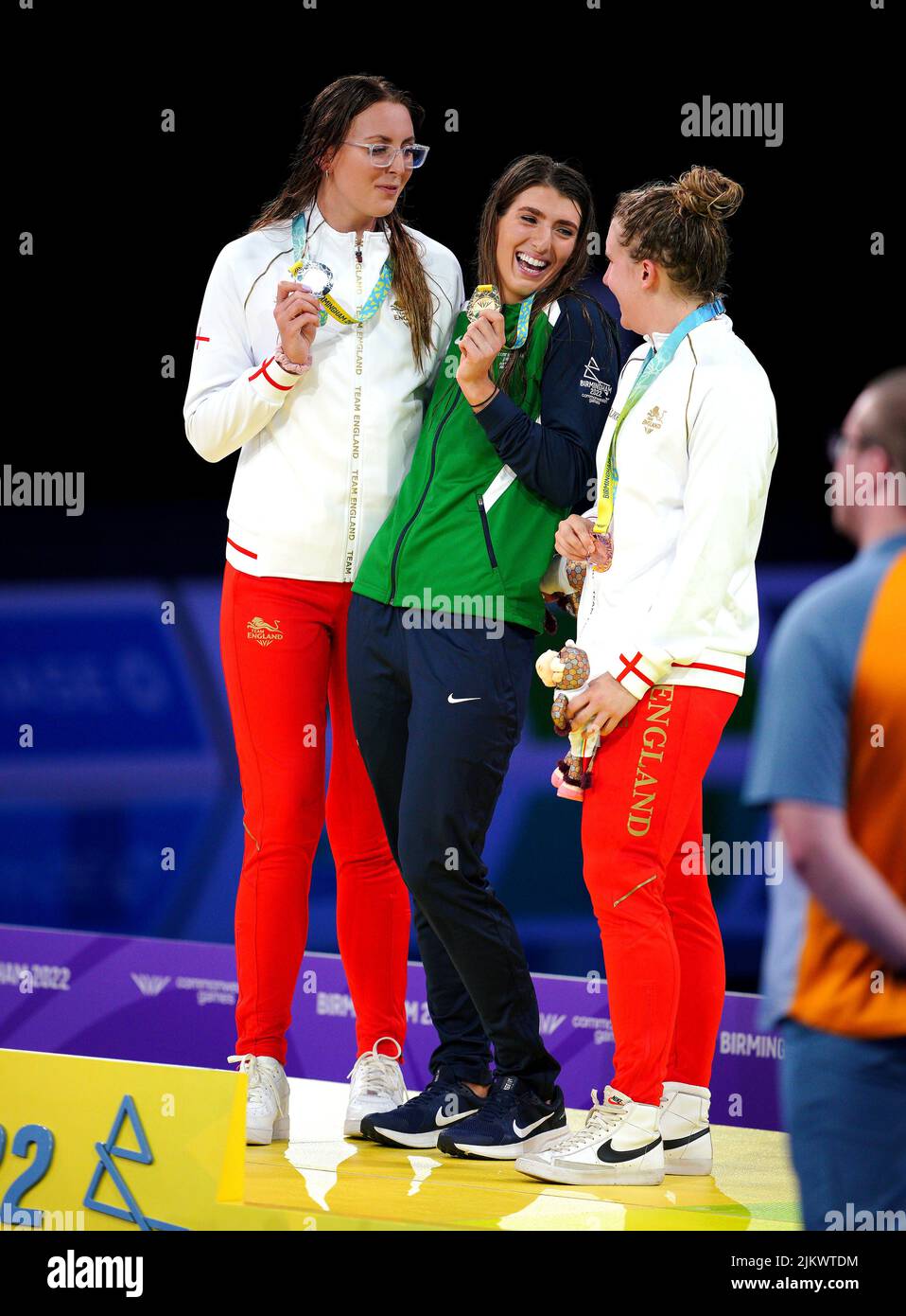 Northern Ireland's Bethany Firth (centre) with the gold medal, England ...