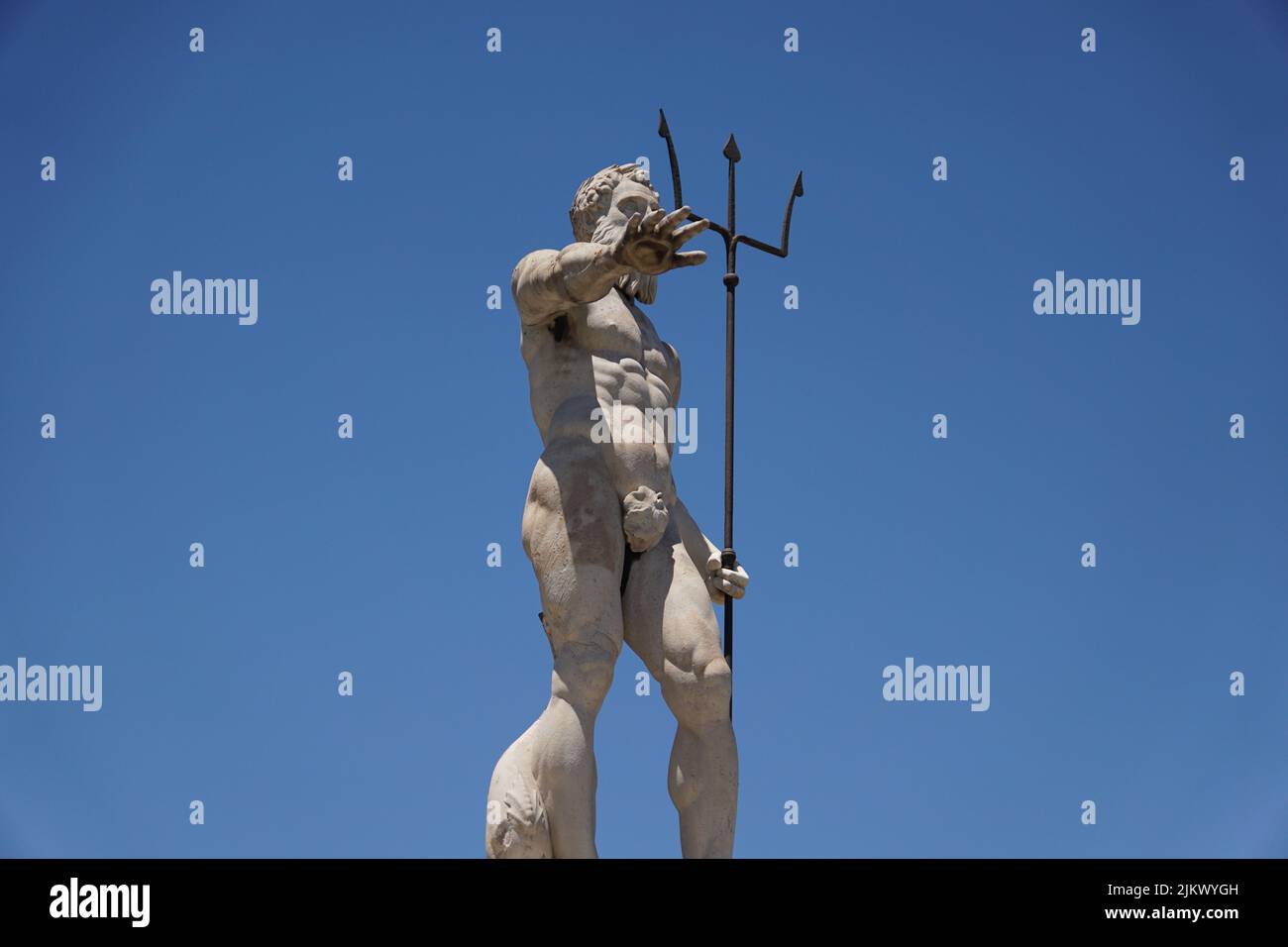 Neptune greek statue hi-res stock photography and images - Alamy