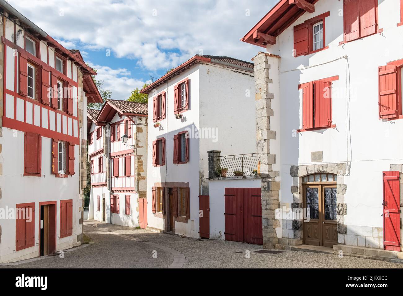 Typical houses in the village of Espelette in the Basque country ...