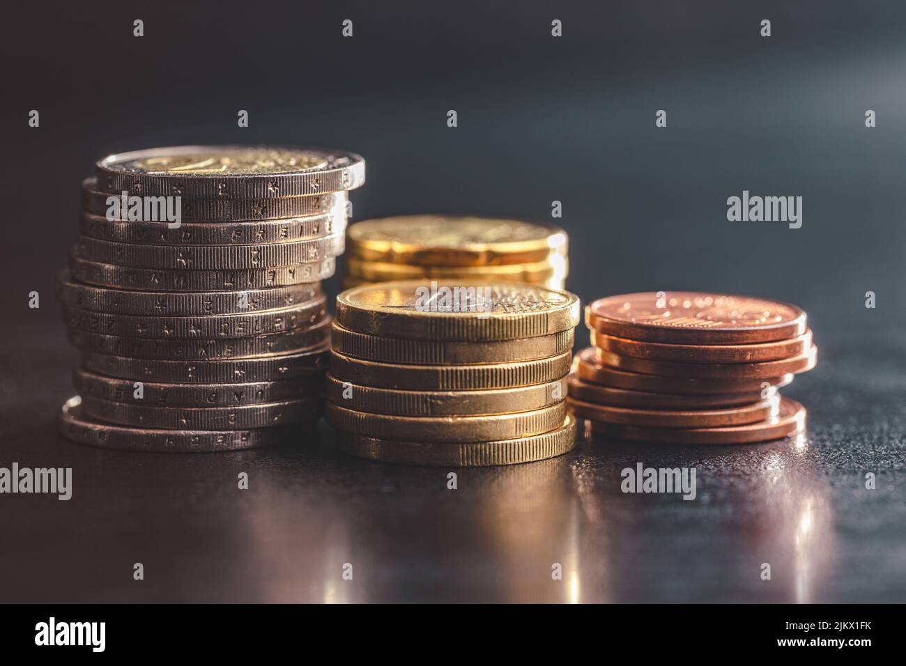 Cash stack black hi-res stock photography and images - Alamy