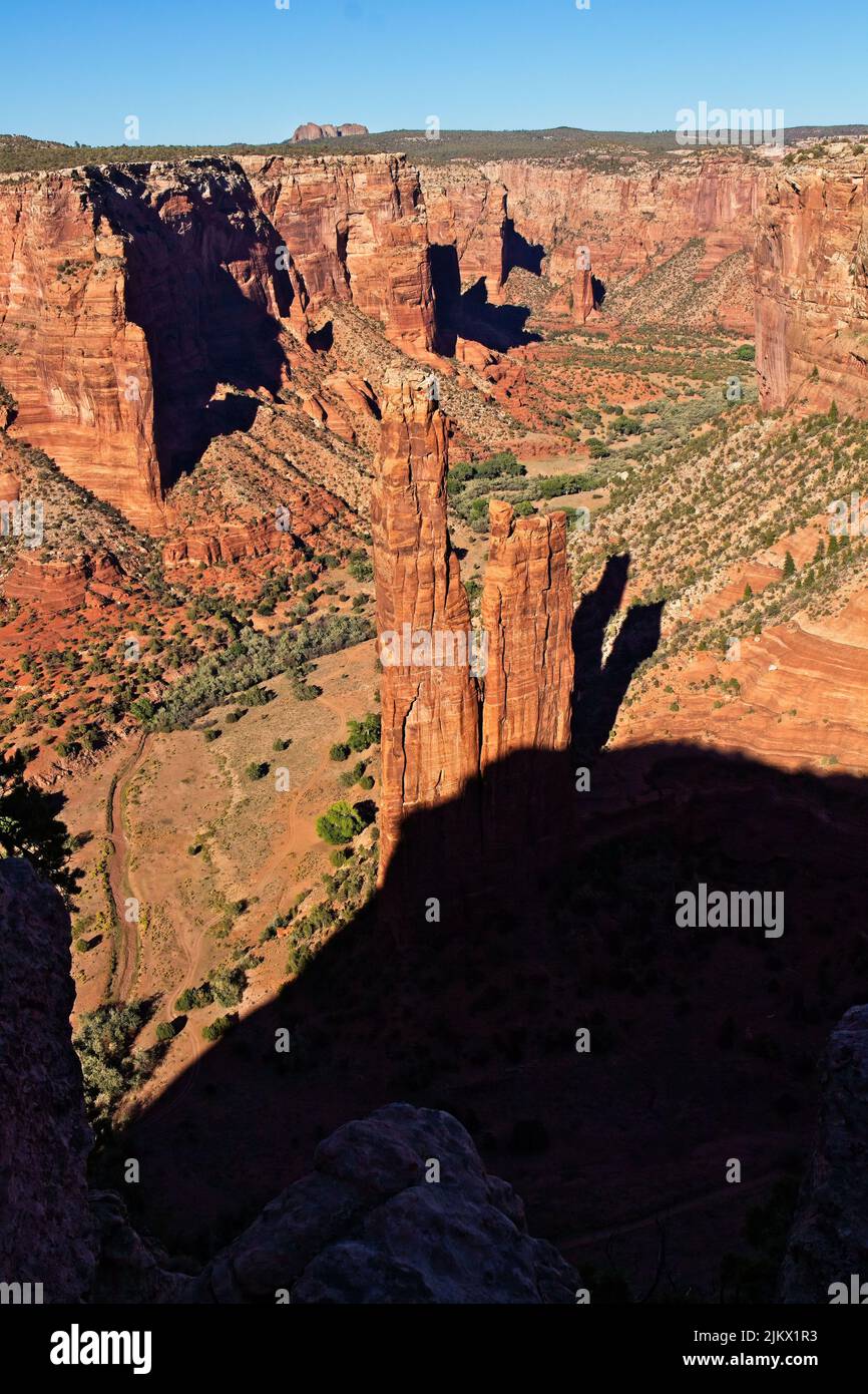 The Spider Rock spires at Canyon de Chelle, Arizona Stock Photo - Alamy