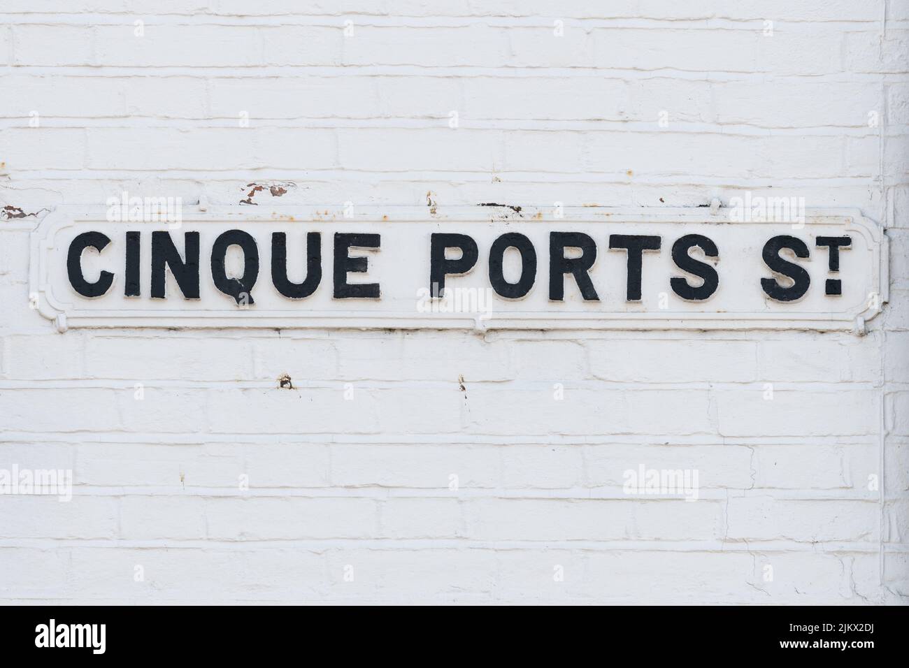 Rye cinque ports sign hi-res stock photography and images - Alamy