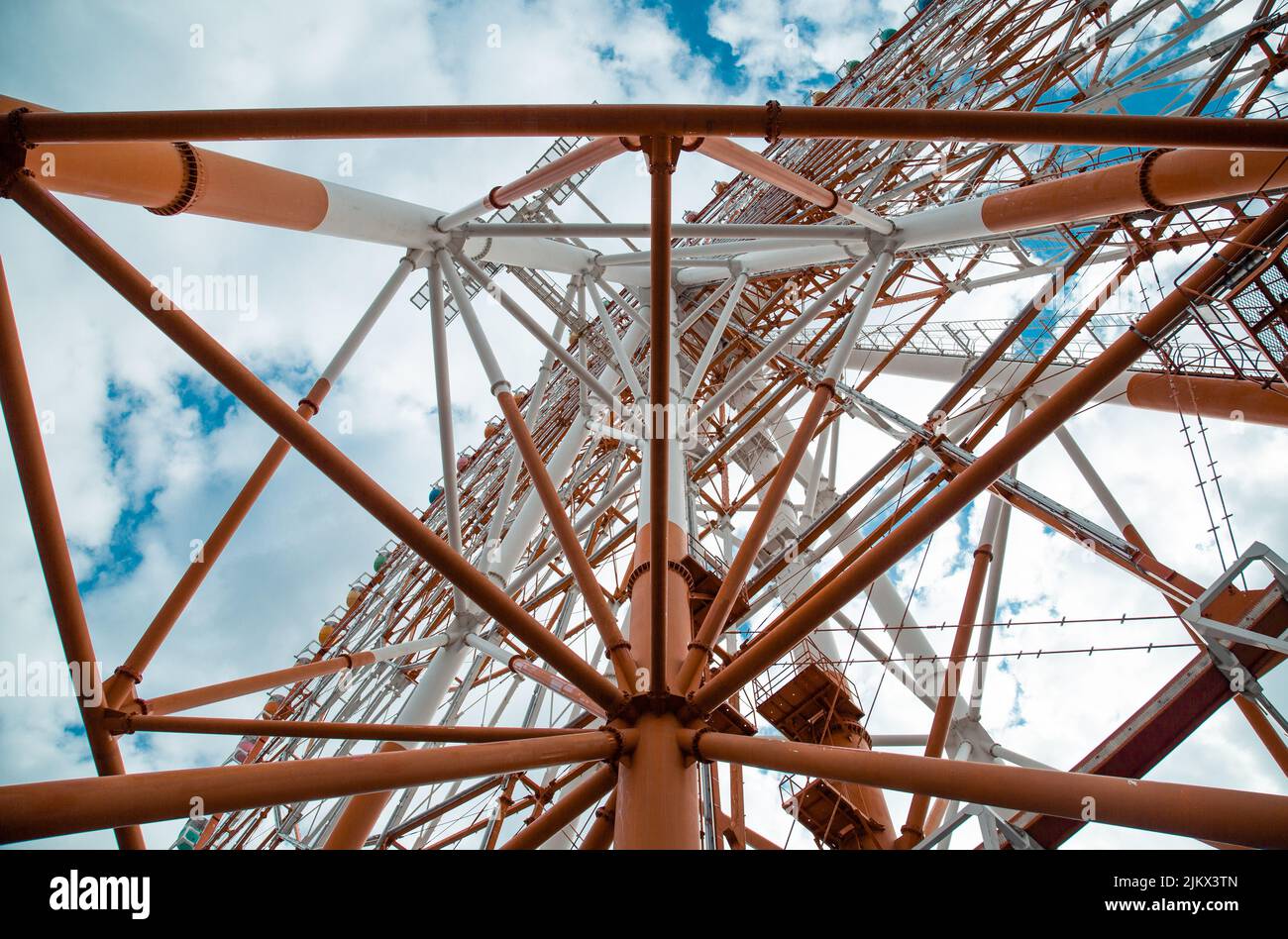 Building steel tower hi-res stock photography and images - Alamy