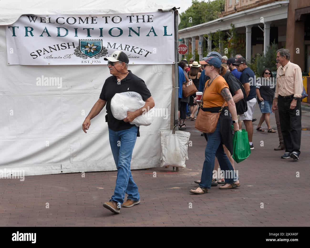 Annual hispanic festival hi-res stock photography and images - Alamy