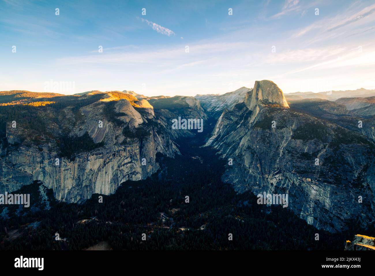 Yosemite valley aerial hi-res stock photography and images - Alamy