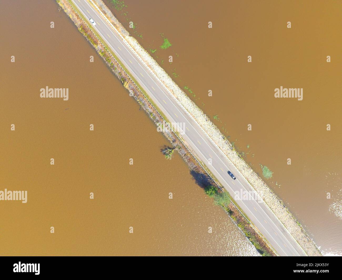 Asphalt lakes hi-res stock photography and images - Alamy