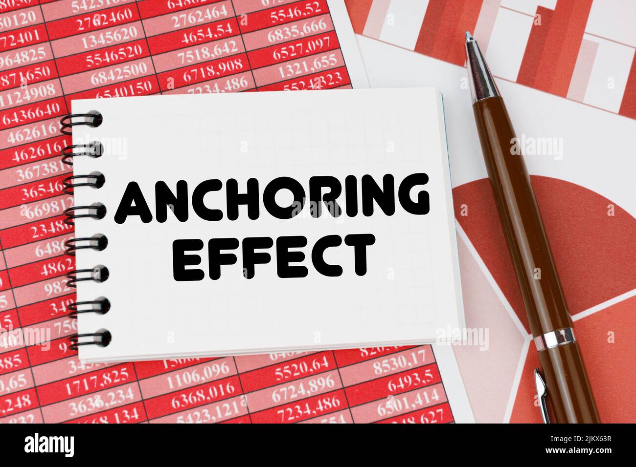 Anchoring effect hi-res stock photography and images - Alamy