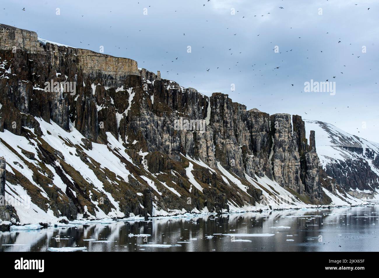 The beautiful scenery of icy Kapp Fanshawe mountains, Svalbard, Norway ...