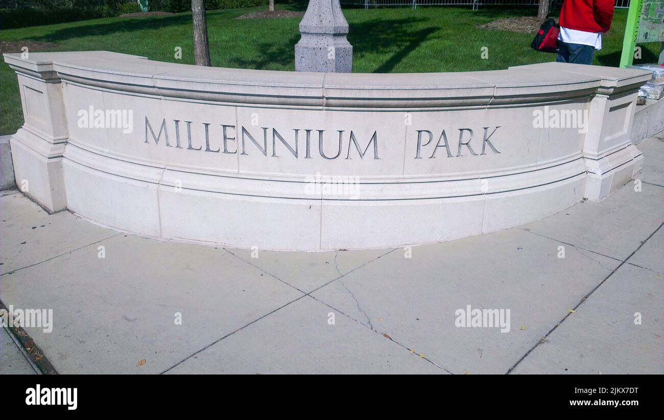 Millenium park sign in Chicago Stock Photo - Alamy