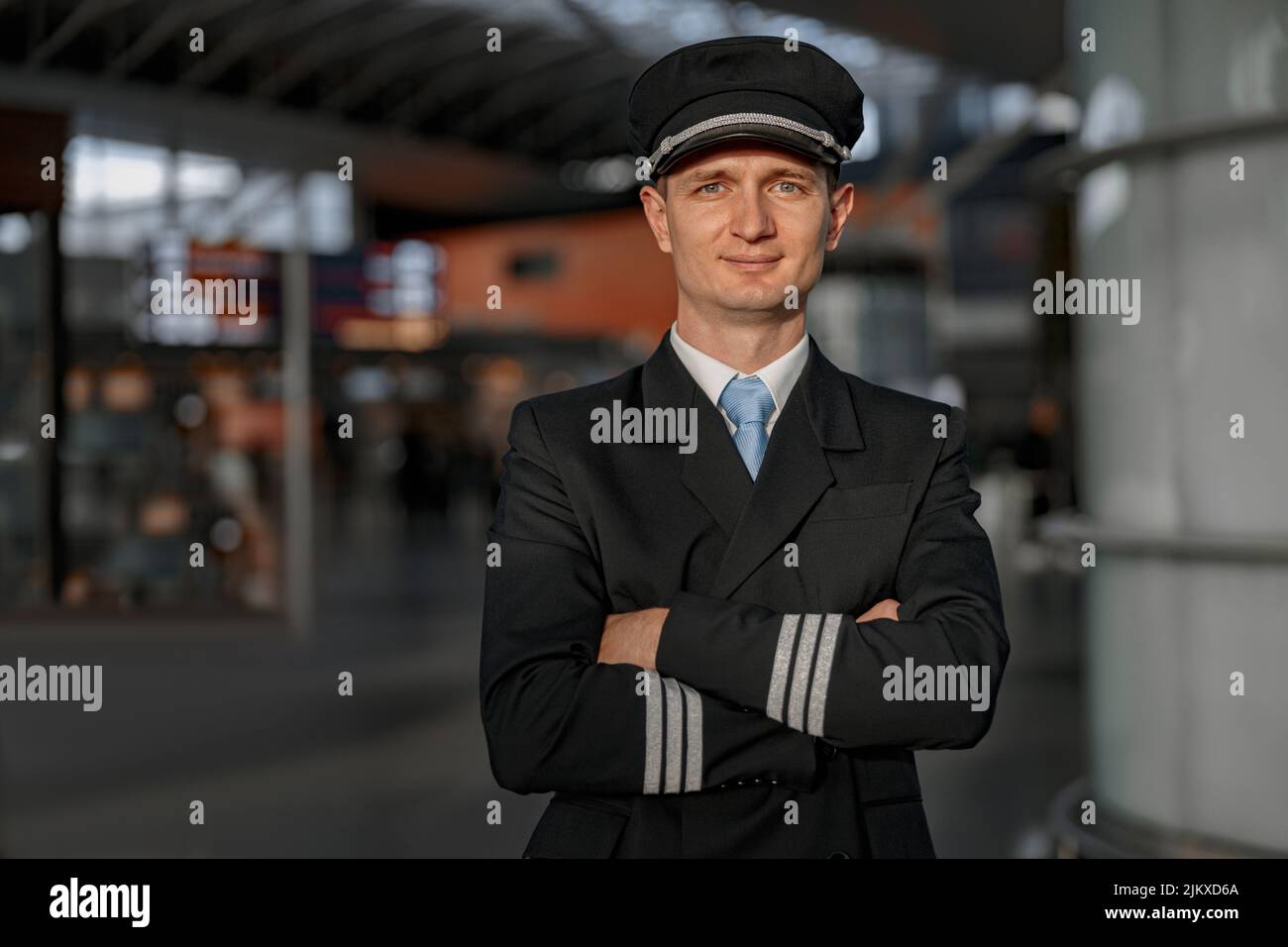 Airline pilot hat hi-res stock photography and images - Alamy