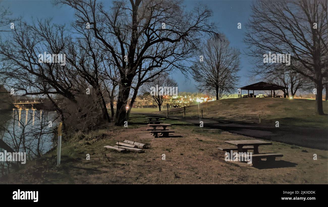 long exposure taken at night of park Stock Photo - Alamy long exposure taken at night of park Stock Photo - Alamy