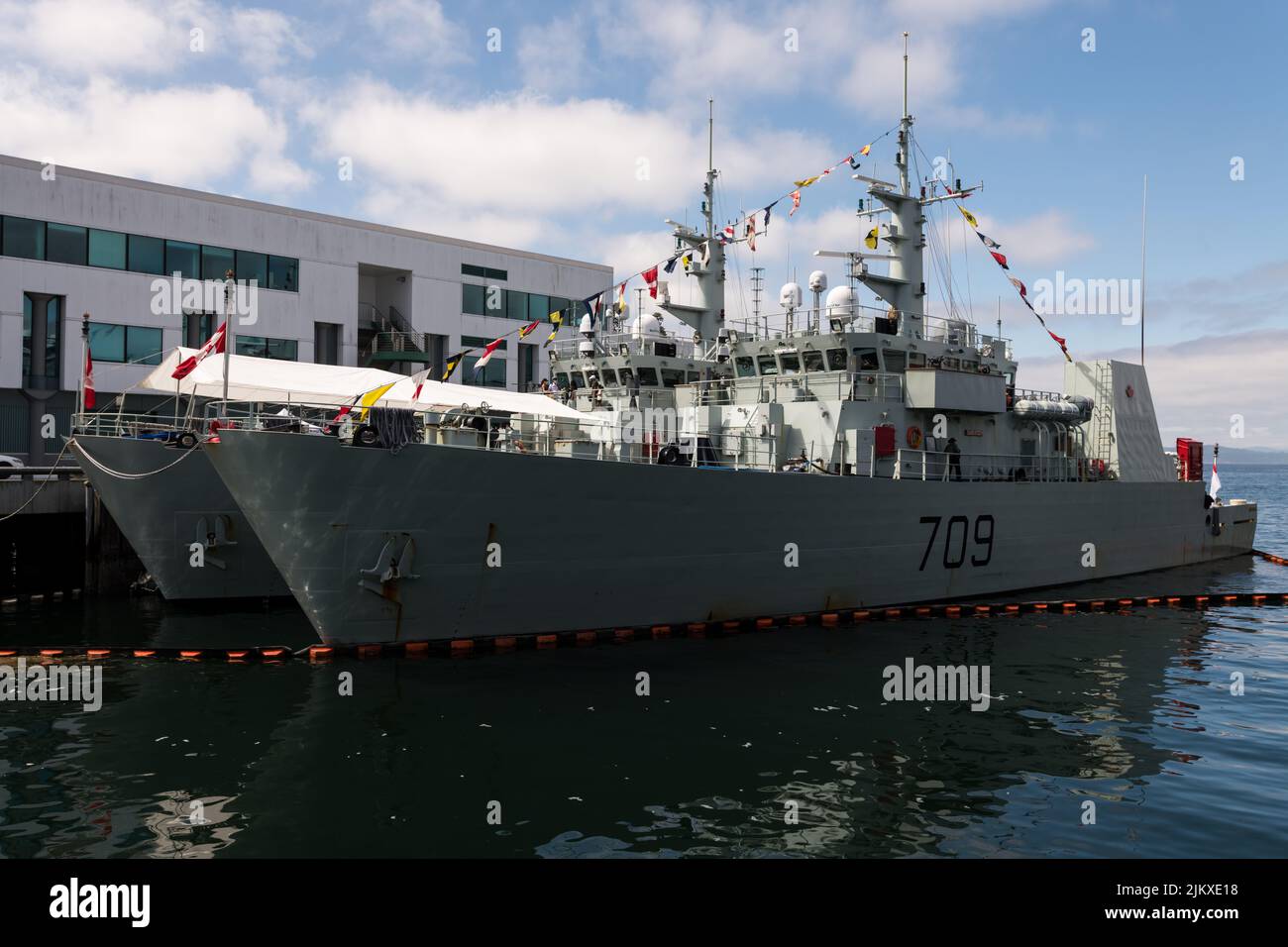 Seattle, USA. 3rd Aug, 2022: The HMCS Royal Canadian Yellowknife and ...