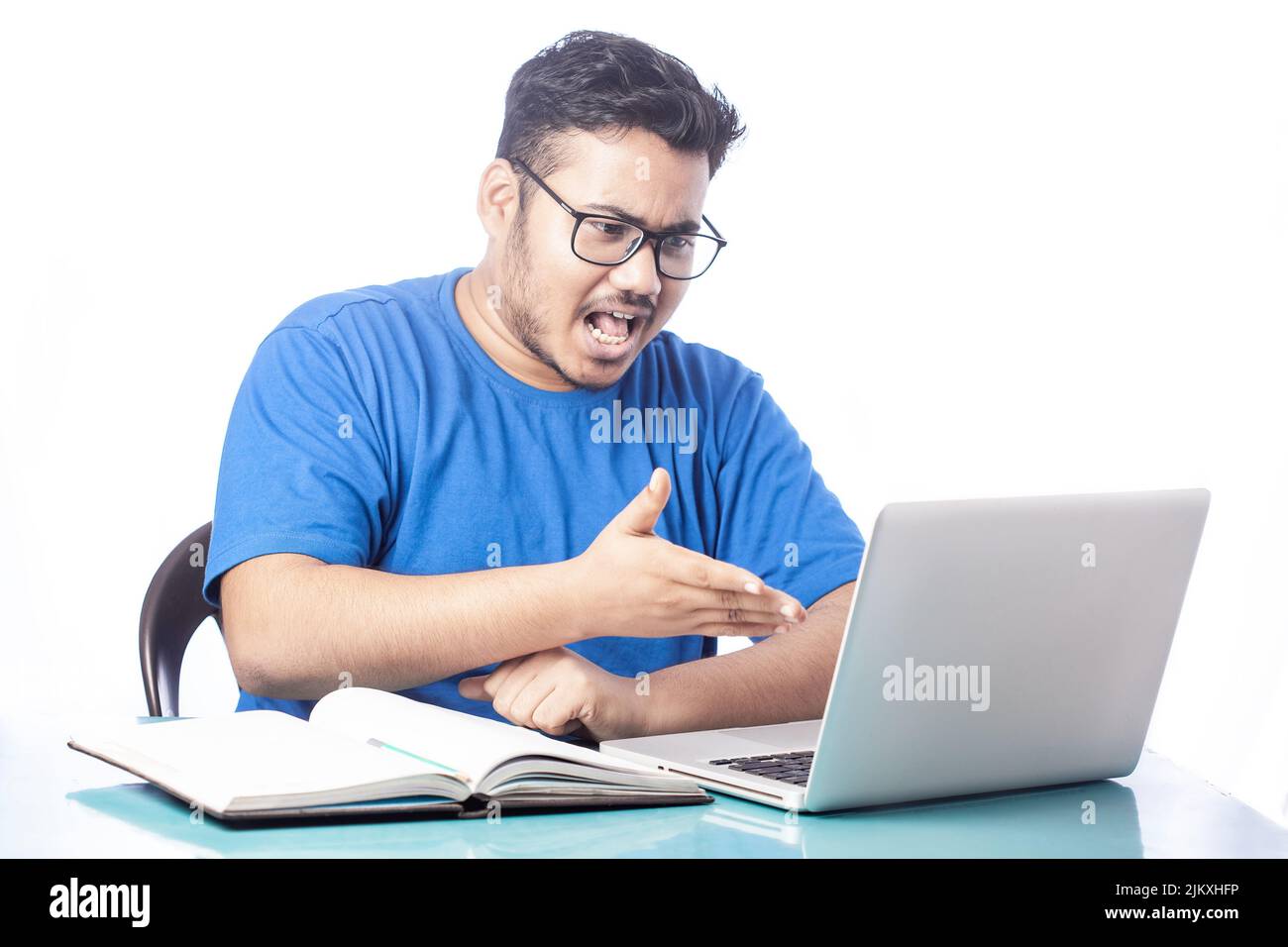 Angry man screaming hi-res stock photography and images - Alamy