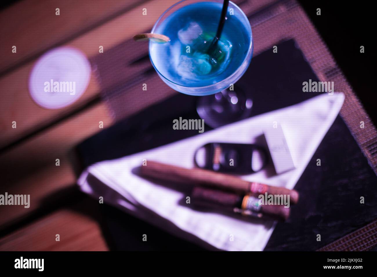 Closeup photo of many cigars on the table Stock Photo - Alamy