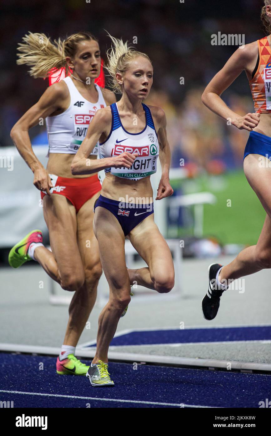 Alice Wright participating in the 10.000 meters at the European Athletics Championships in ...