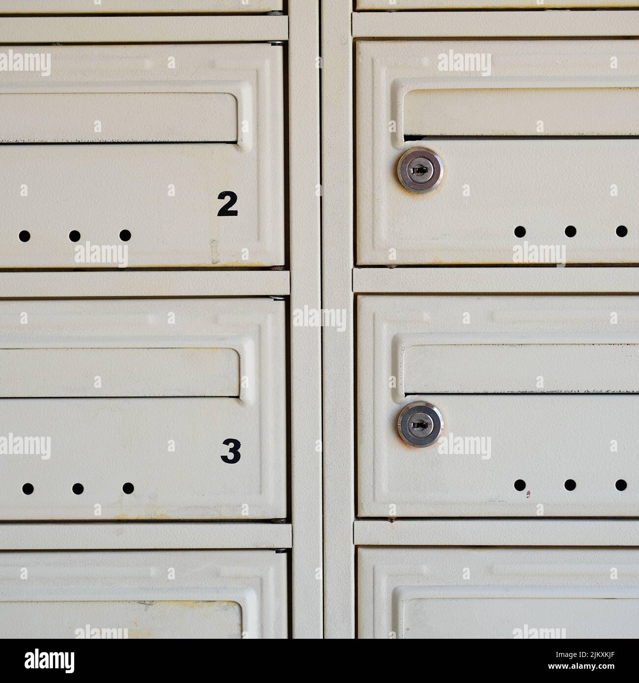 Boxes with numbers hi-res stock photography and images - Alamy