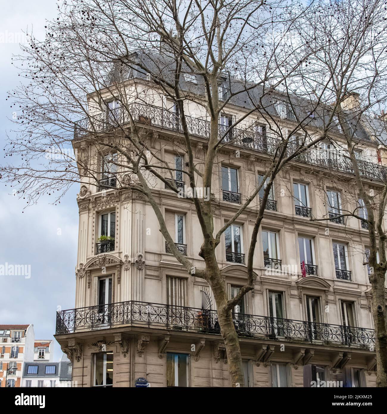 Paris, typical facades, beautiful buildings in the center Stock Photo ...