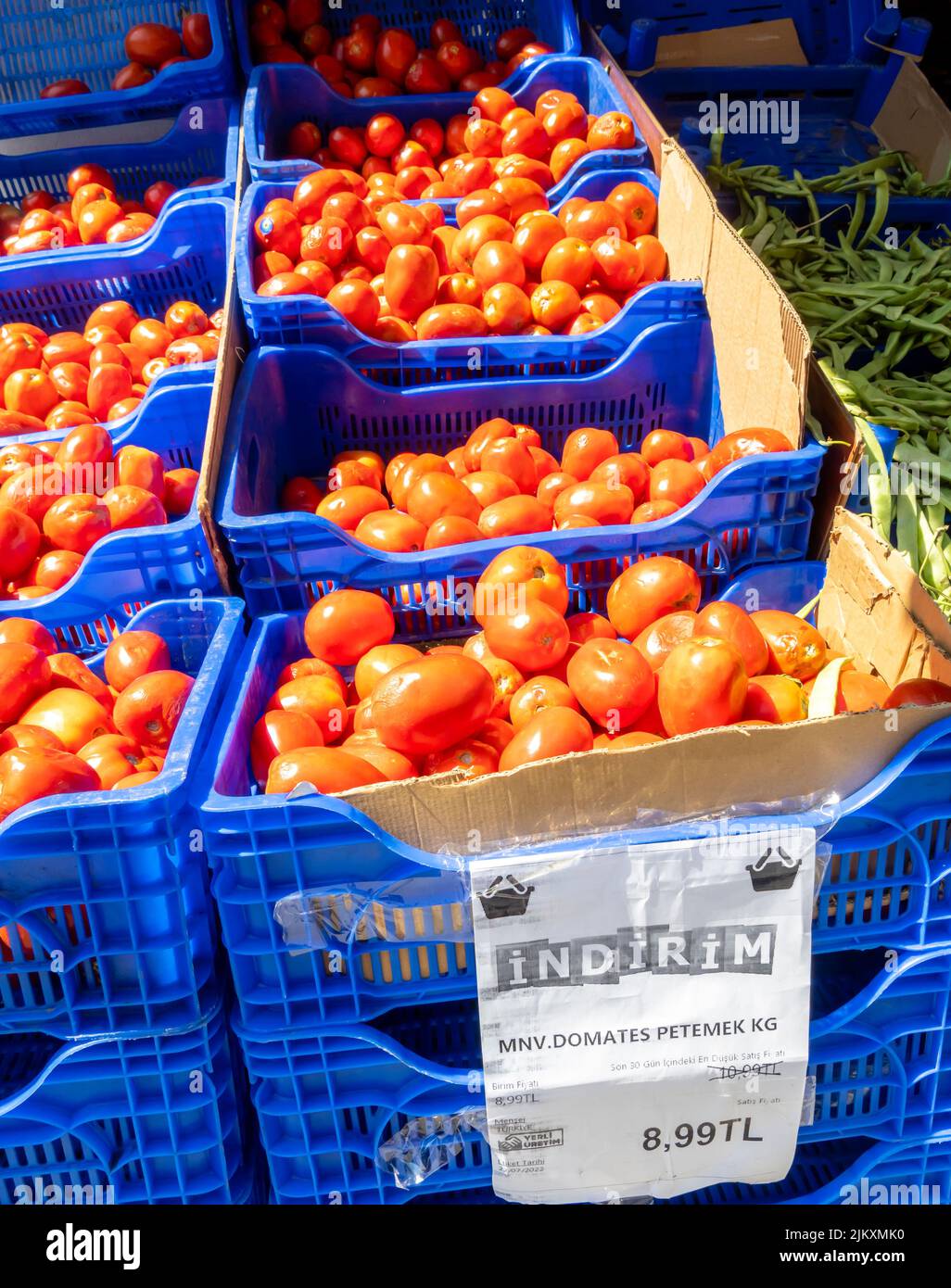 Tomato boxes hi-res stock photography and images - Alamy