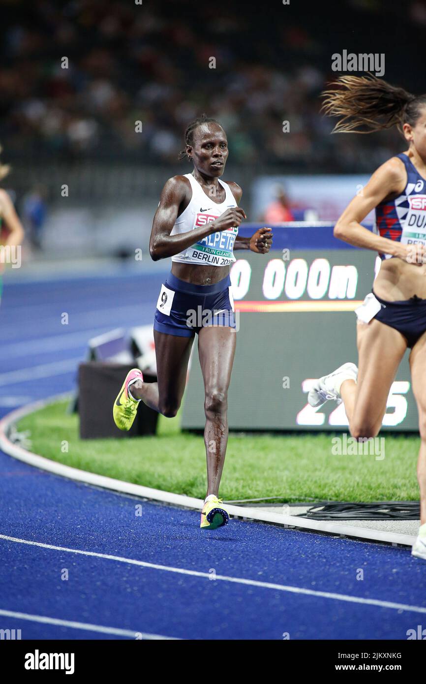 Lonah Chemtai Salpeter participating in the 10.000 meters at the ...