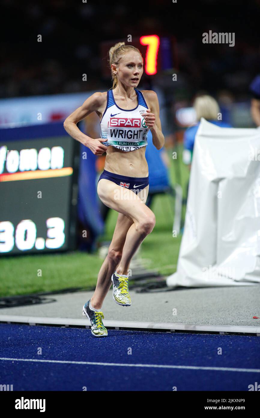 Alice Wright participating in the 10.000 meters at the European ...