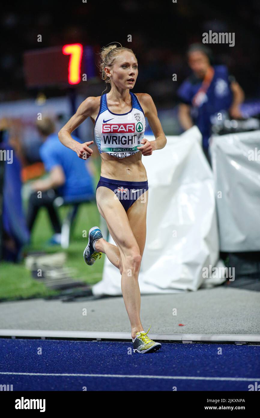 Alice Wright participating in the 10.000 meters at the European ...