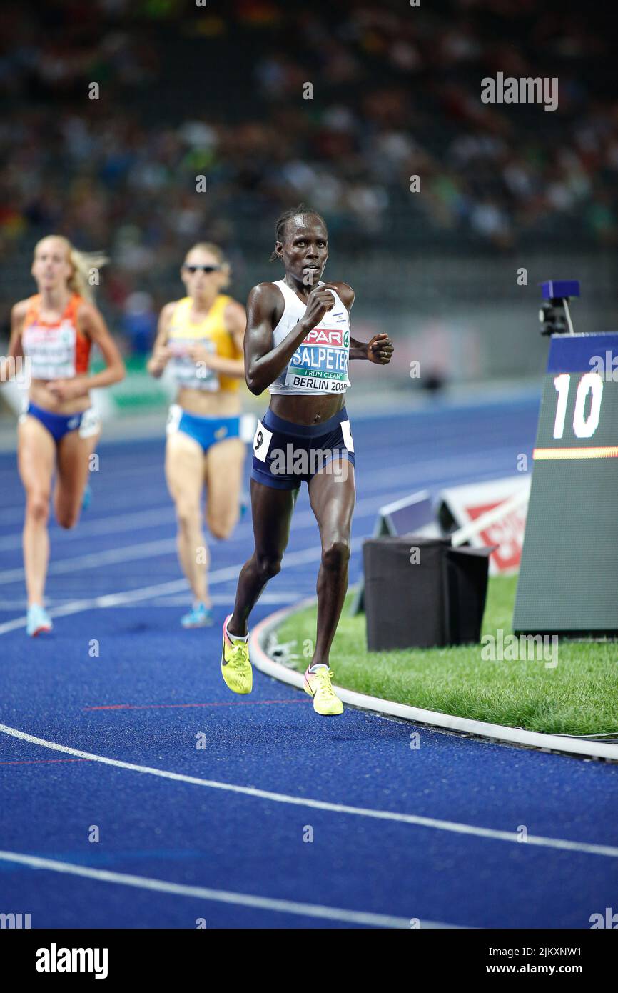 Lonah Chemtai Salpeter participating in the 10.000 meters at the ...
