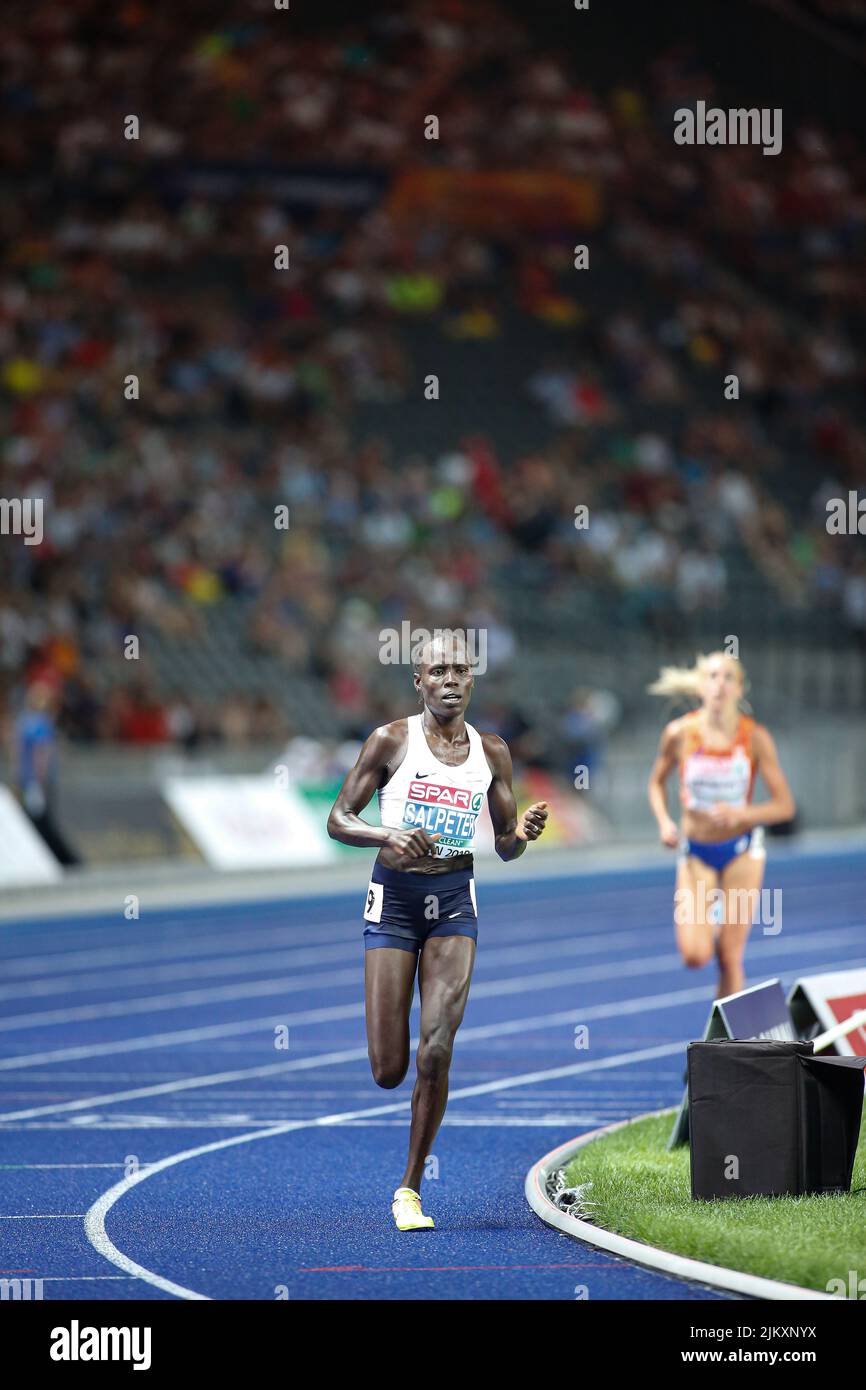 Lonah Chemtai Salpeter participating in the 10.000 meters at the ...