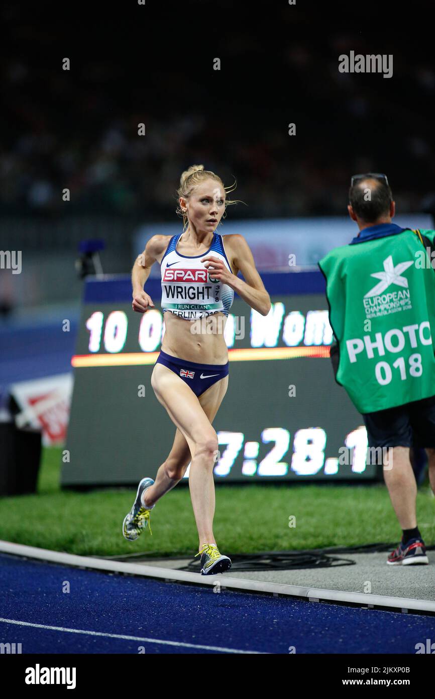 Alice Wright participating in the 10.000 meters at the European ...