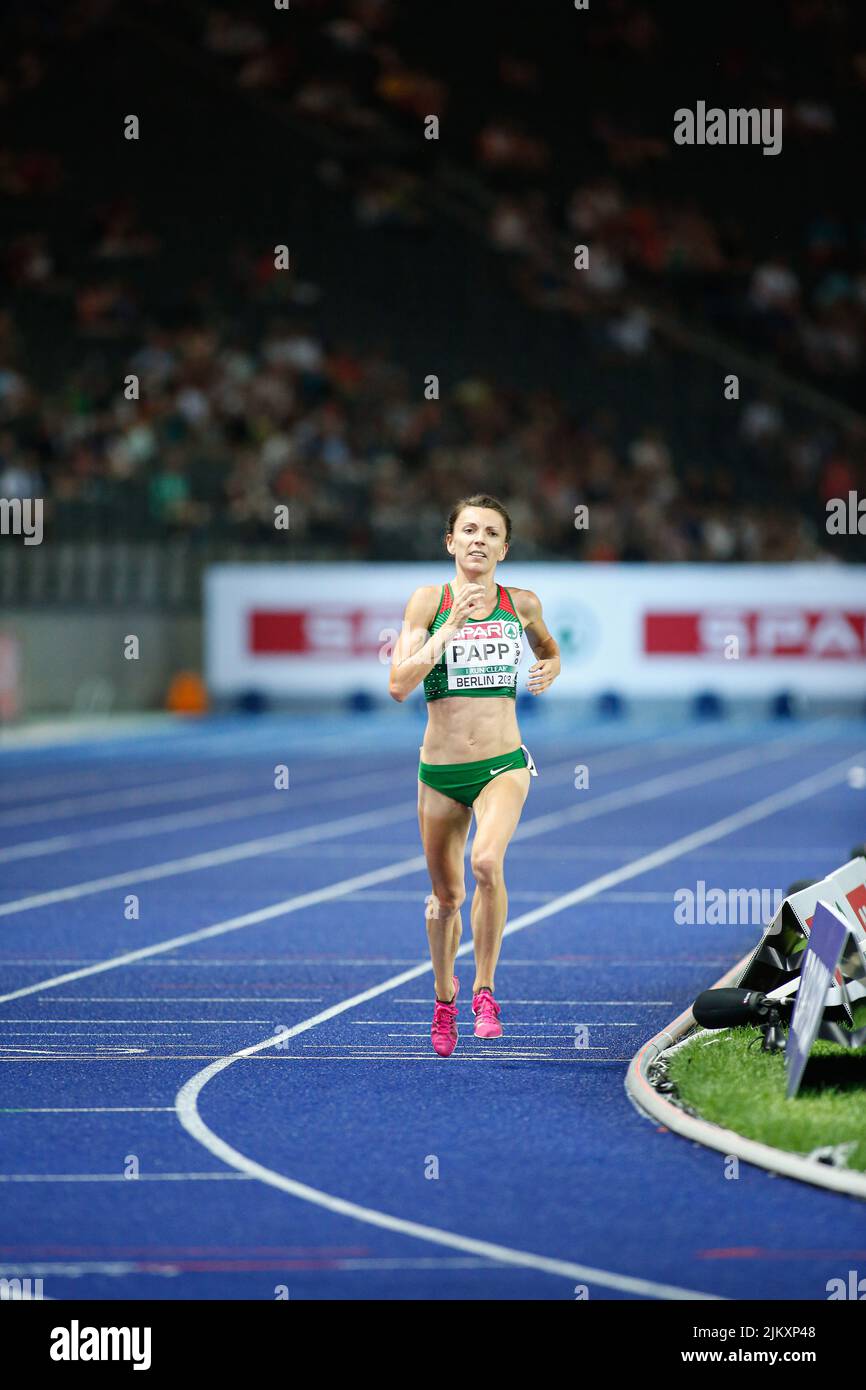 Krisztina Papp participating in the 10.000 meters at the European ...
