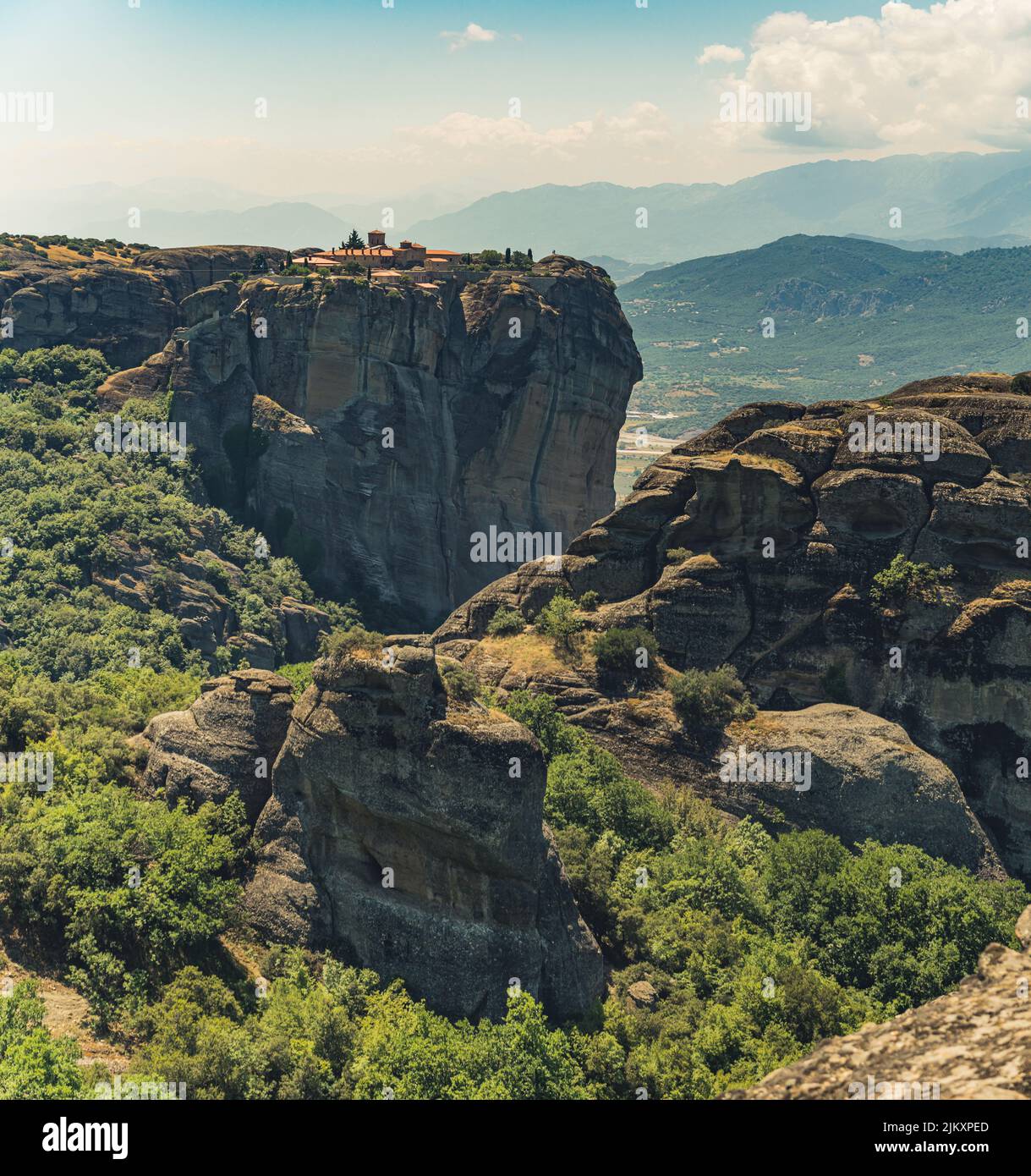 Meteora rock formations hi-res stock photography and images - Alamy