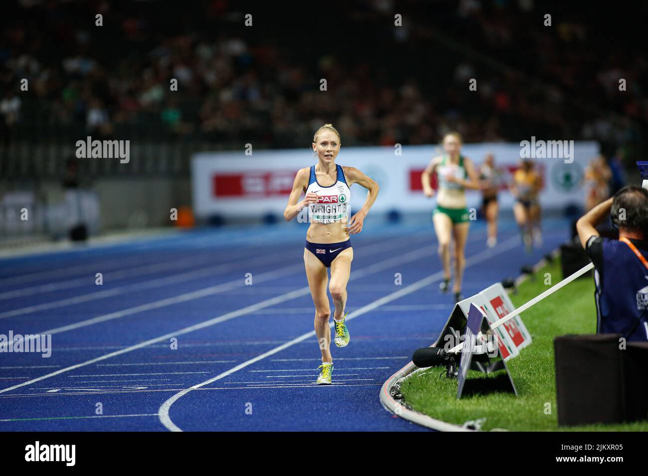 Alice Wright participating in the 10.000 meters at the European ...